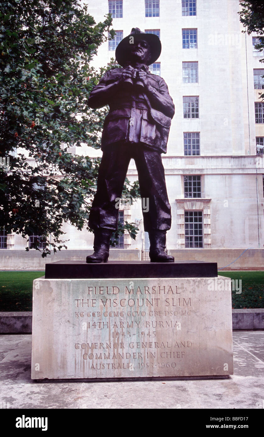 Statue of Field Marshal The Viscount Slim Stock Photo - Alamy