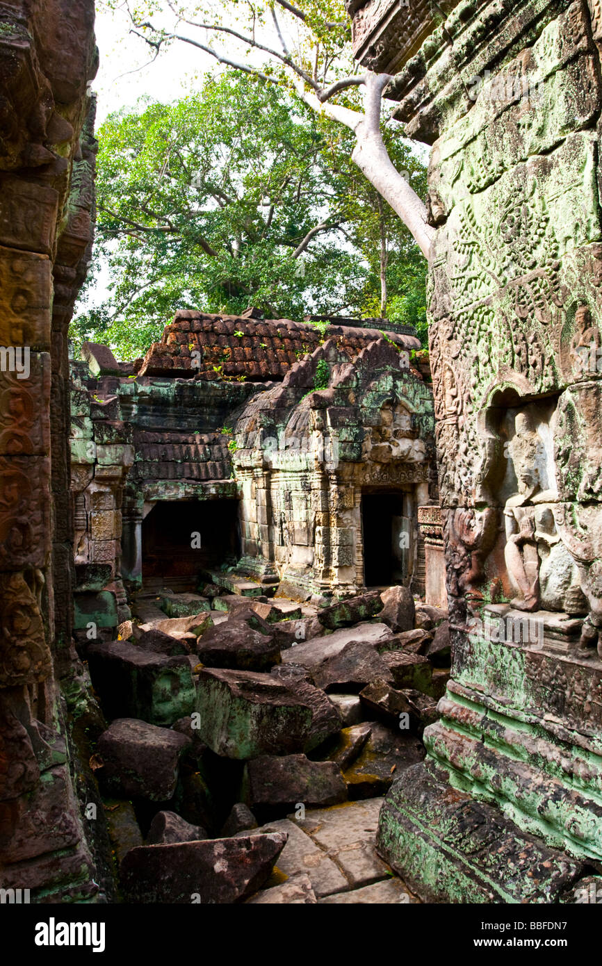 Angkor cambodia hi-res stock photography and images - Alamy