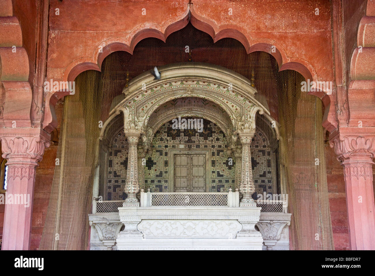 Throne or Jharokha in the Diwan i Am the Red Fort in Delhi India Stock ...