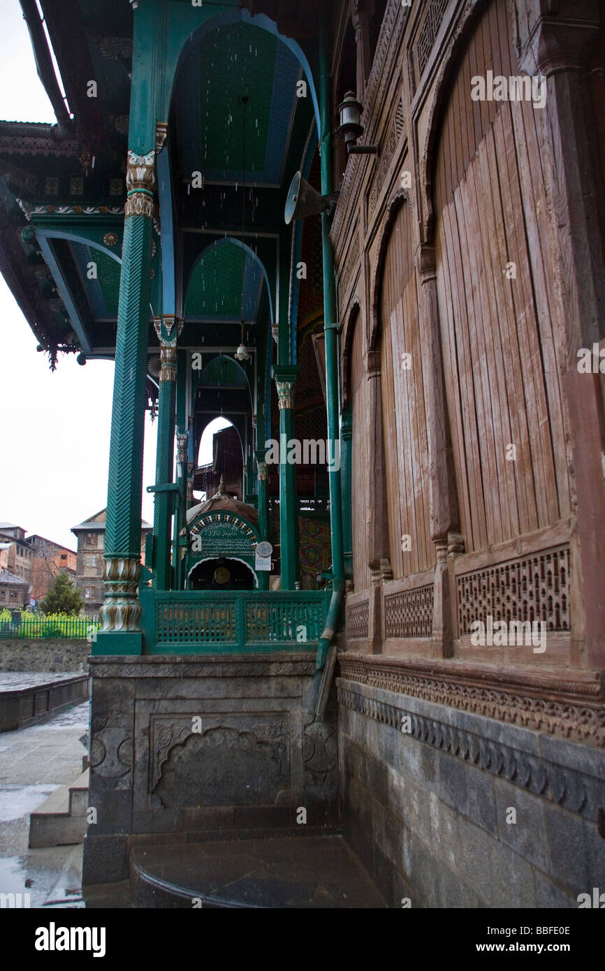 Shah e hamdan mosque hi-res stock photography and images - Alamy
