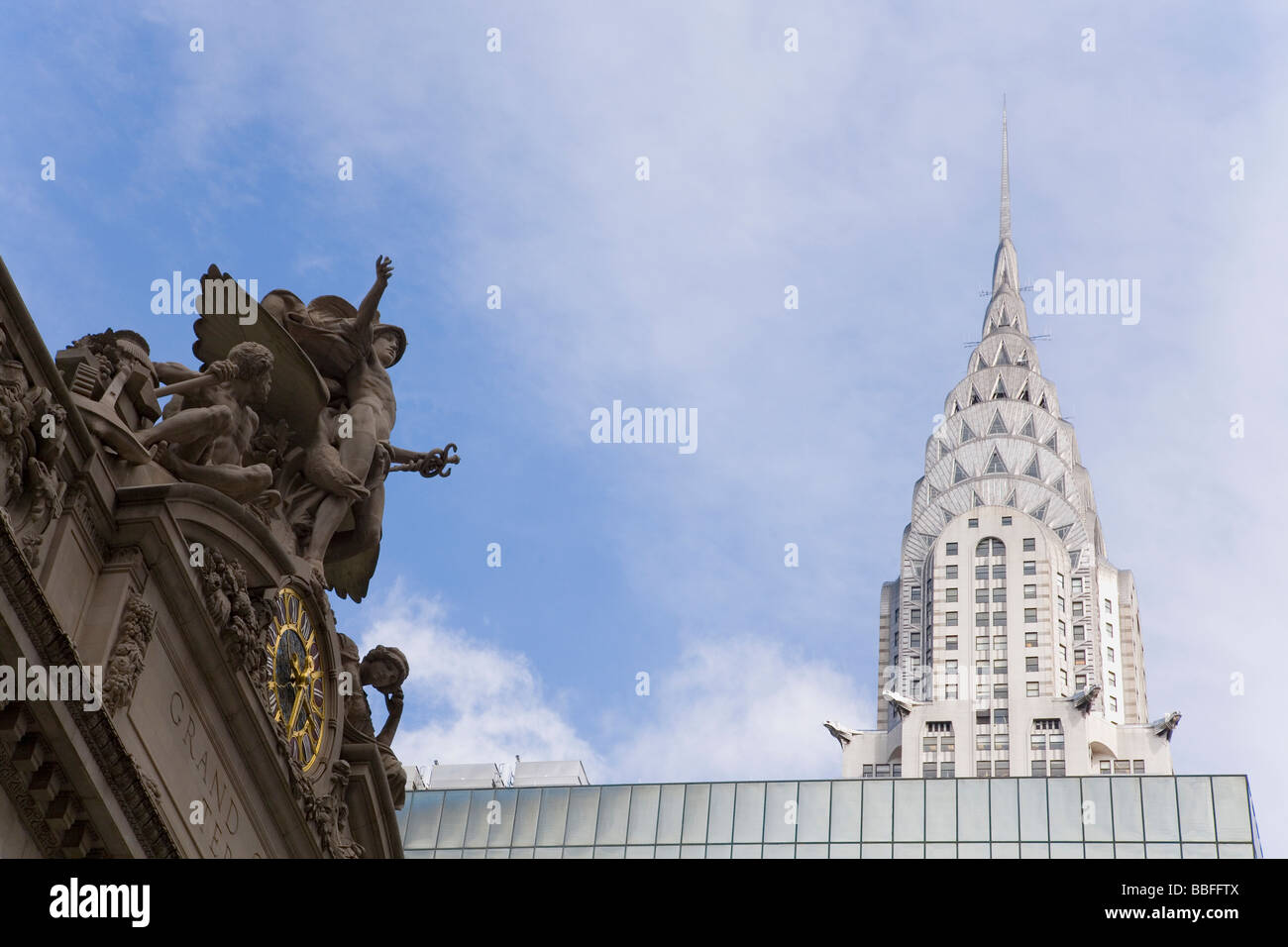 Grand Central Station Clock skyscraper and Chrysler Building in sun ...