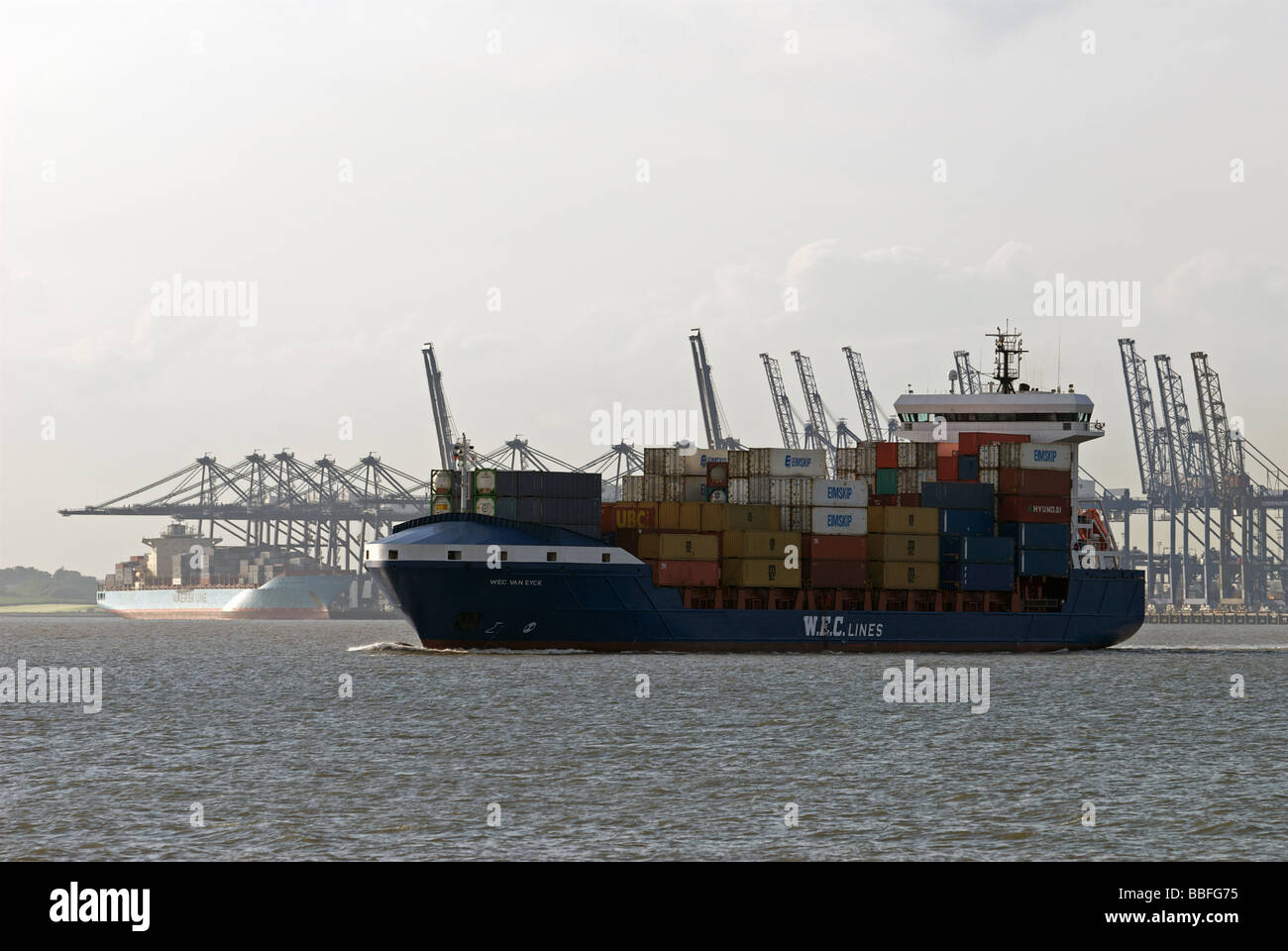 Container ship, Port of Felixstowe, Suffolk, UK Stock Photo - Alamy