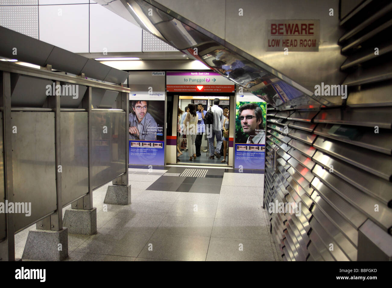 Singapore railway station hi-res stock photography and images - Alamy