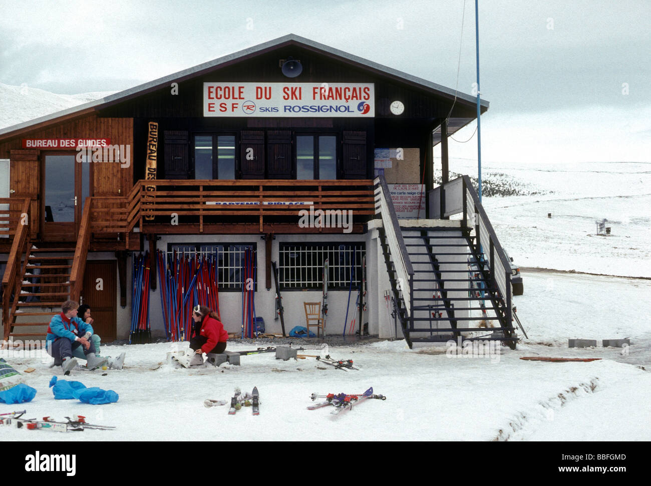 students, ski school, Sarenne Glacier, Le Massif des Grandes Rousses ...