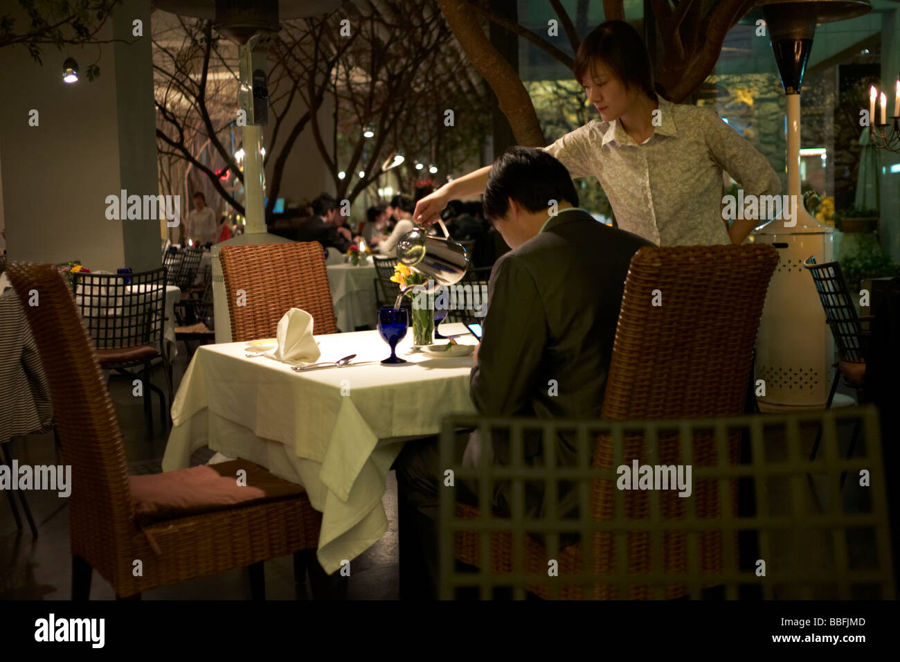 Italian waitress hi-res stock photography and images - Alamy