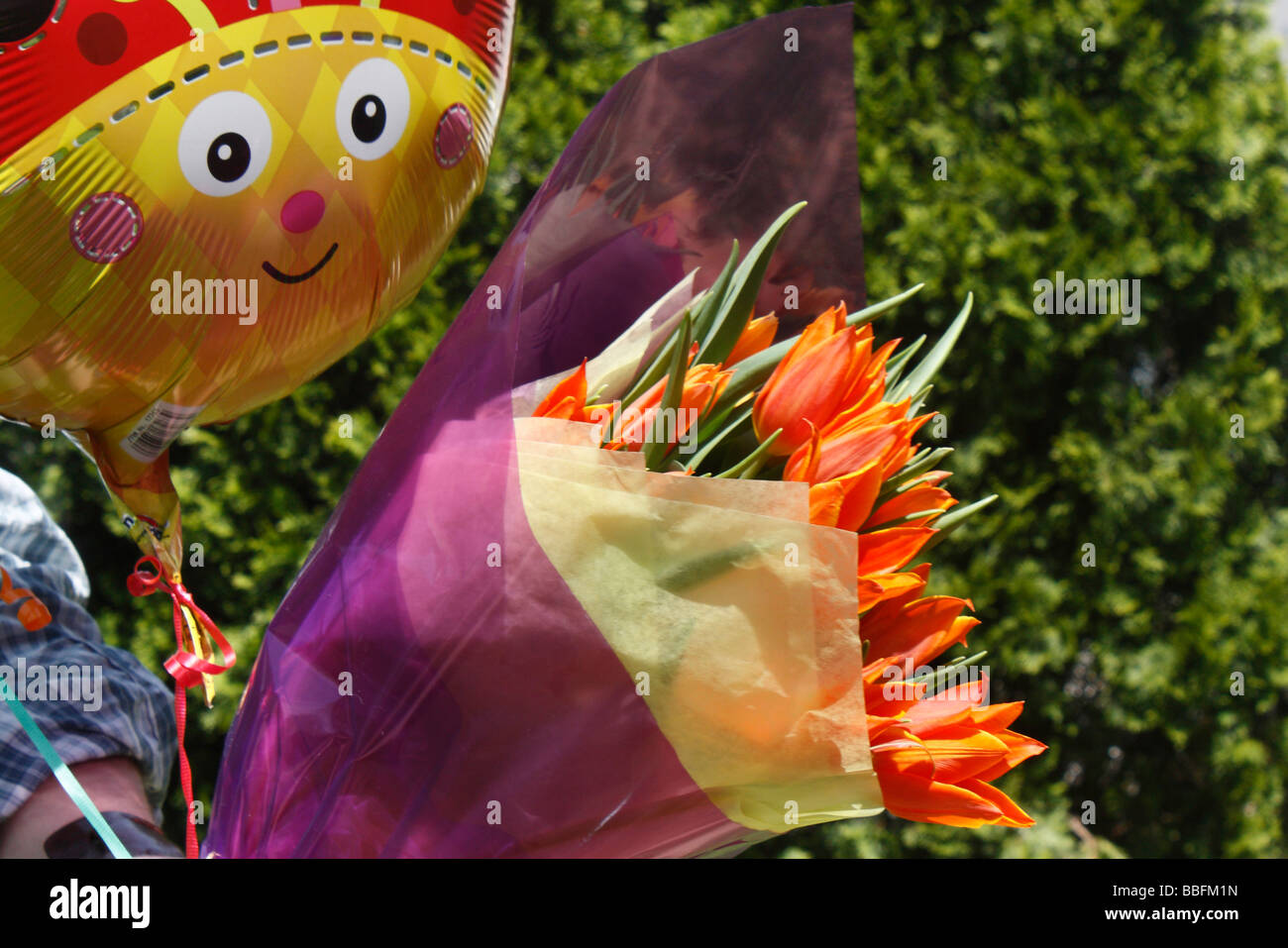 Smiley hi res hi-res stock photography and images - Alamy