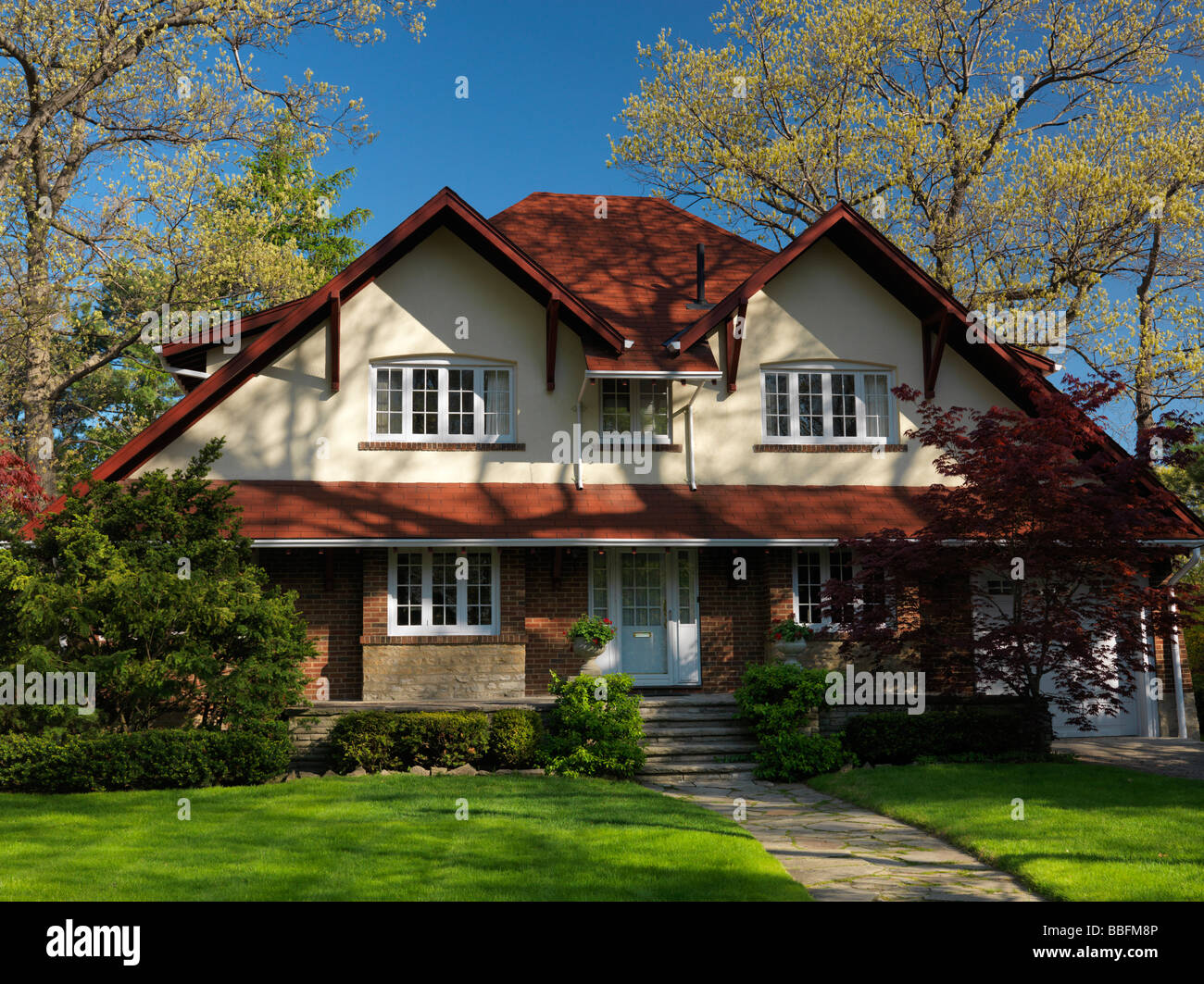 Beautiful family house Stock Photo - Alamy