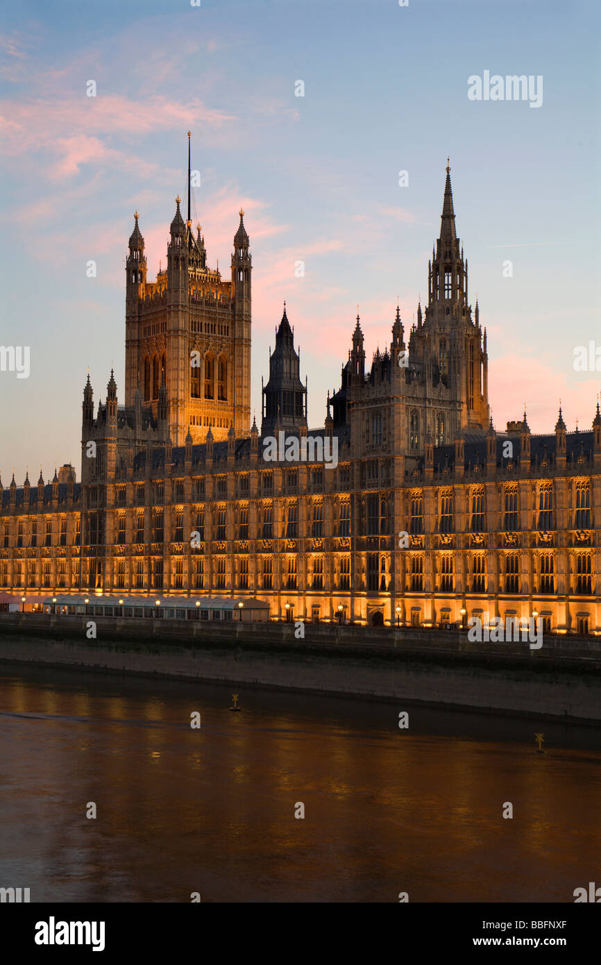 London - parliament in evening Stock Photo - Alamy