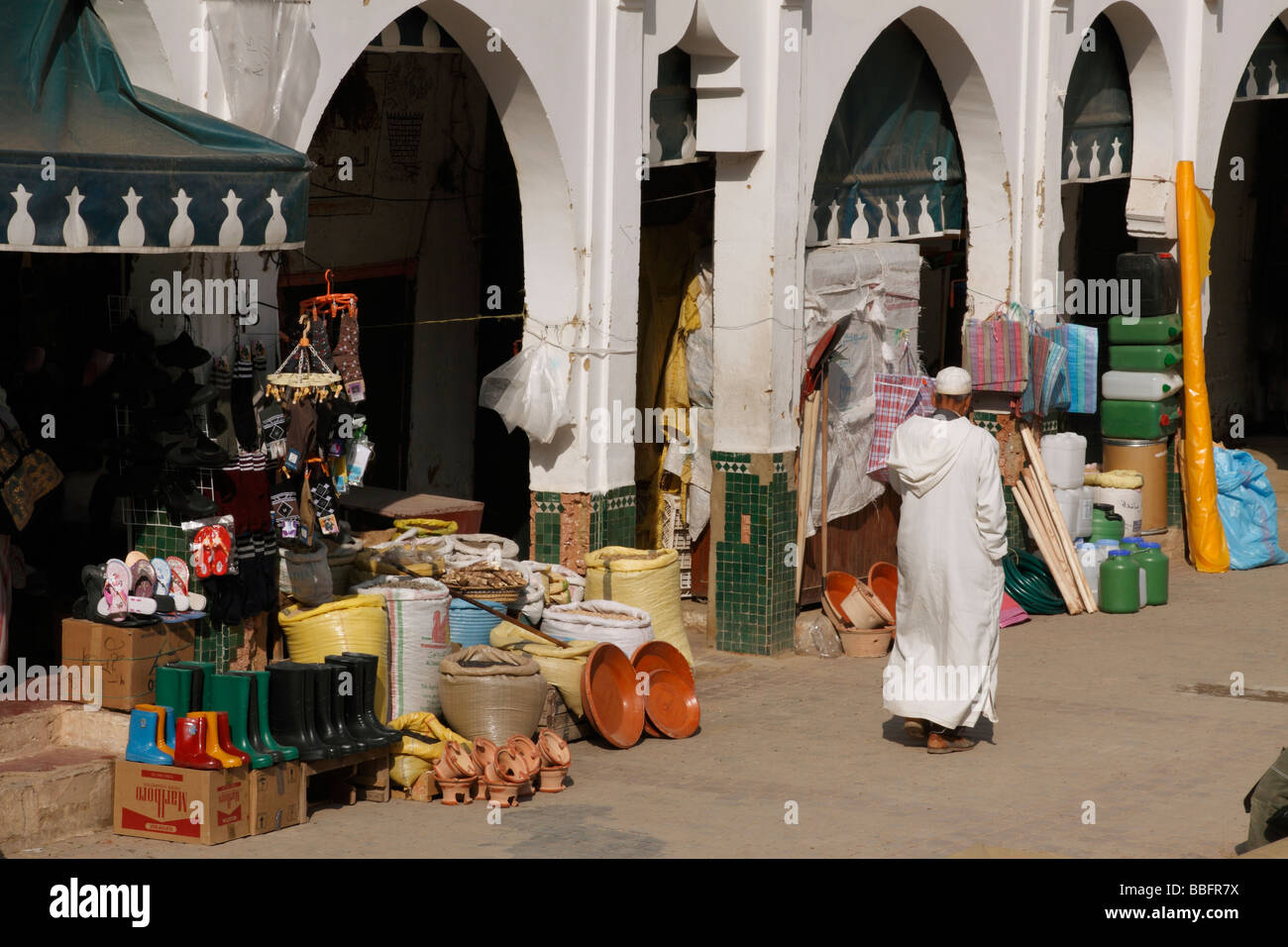 Jellaba maroc hi-res stock photography and images - Alamy