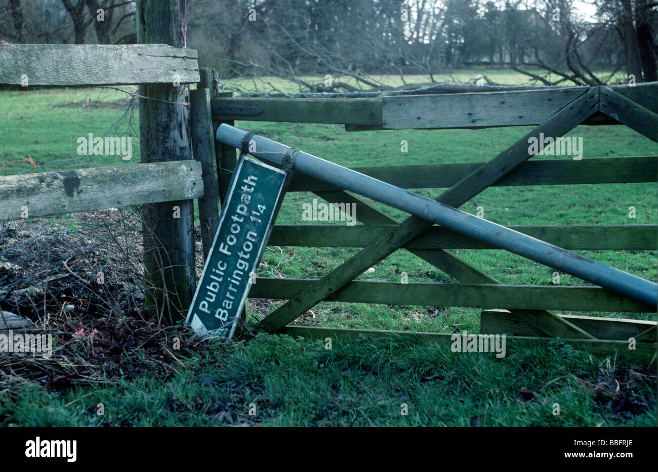 Damaged Footpath Signpost Stock Photo - Alamy
