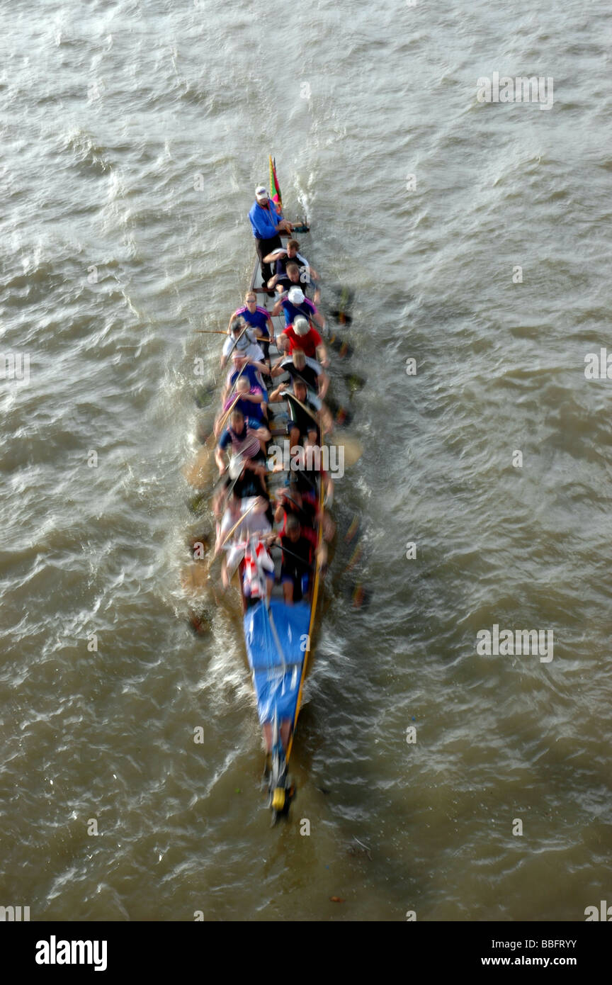 The boat race london movement hi-res stock photography and images - Alamy