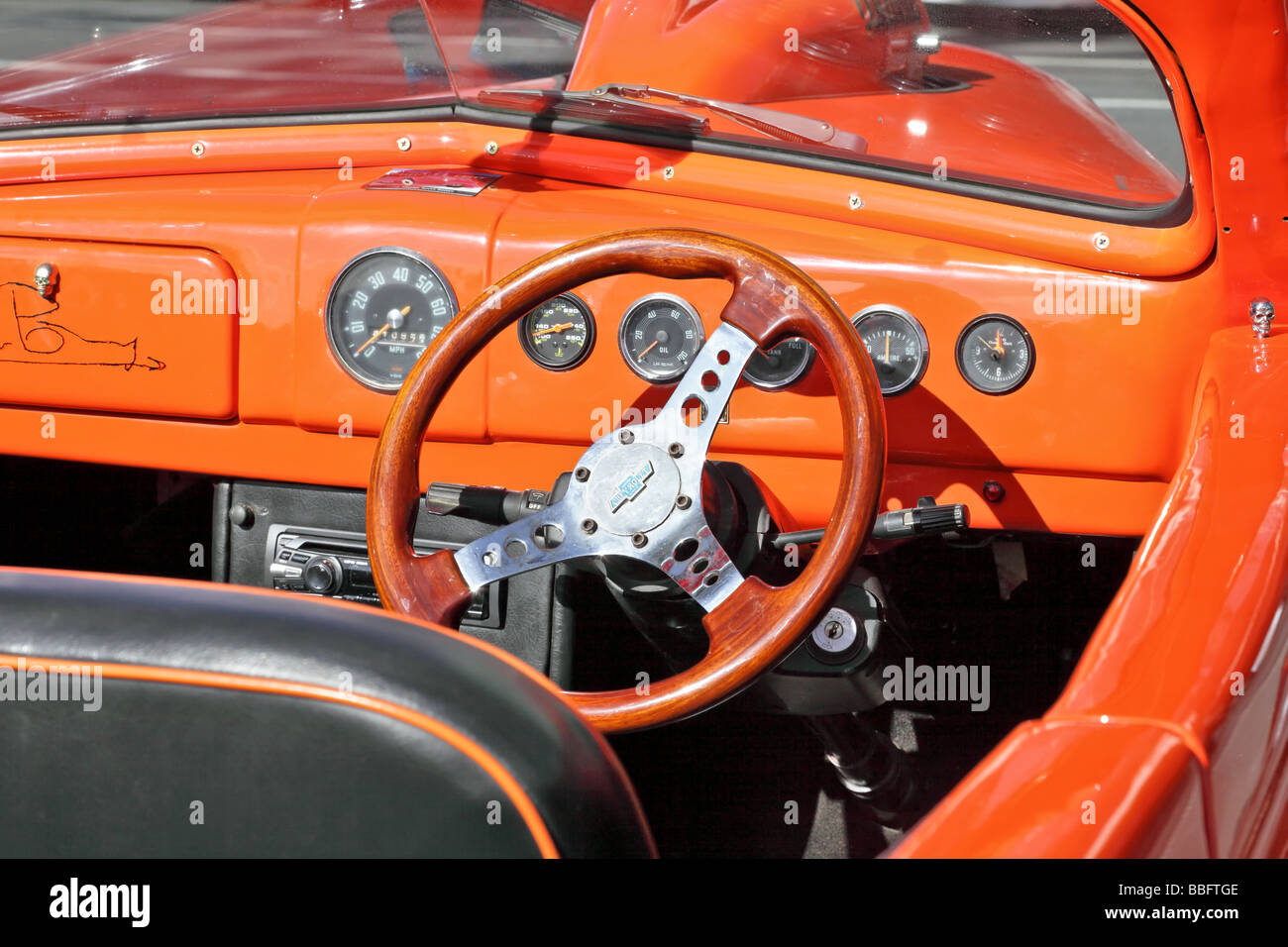 steering wheel of a Hot rod or street rod Stock Photo - Alamy