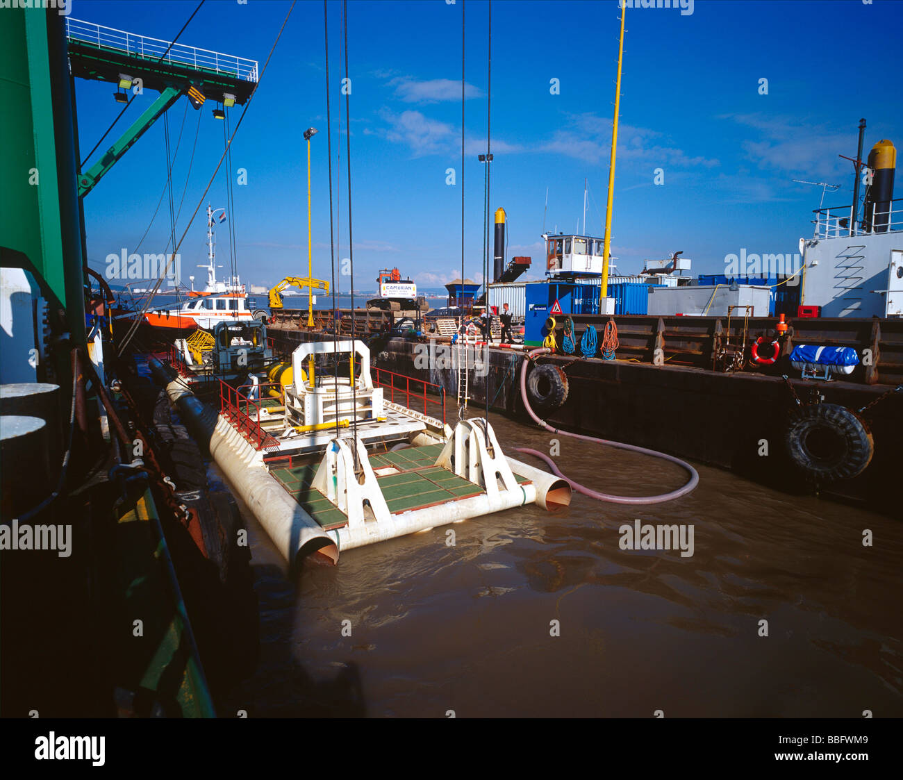 Underwater pipeline hi-res stock photography and images - Alamy