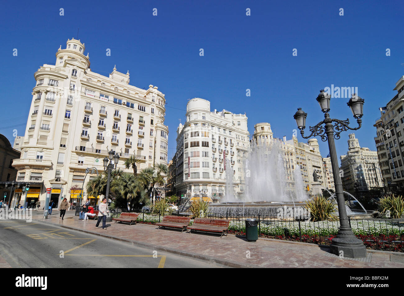 Valencia squares hi-res stock photography and images - Alamy