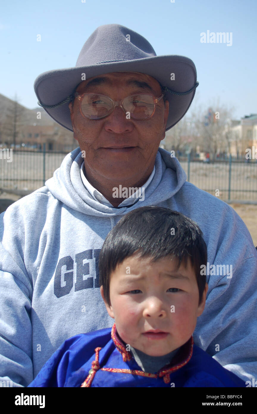 Local mongolian people from ulaan hi-res stock photography and images ...