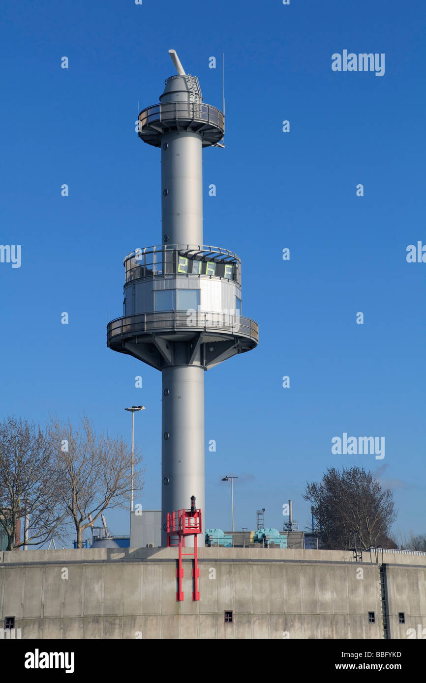 Radar tower, water level indicator, Koehlbrand, Harbor, Hamburg ...