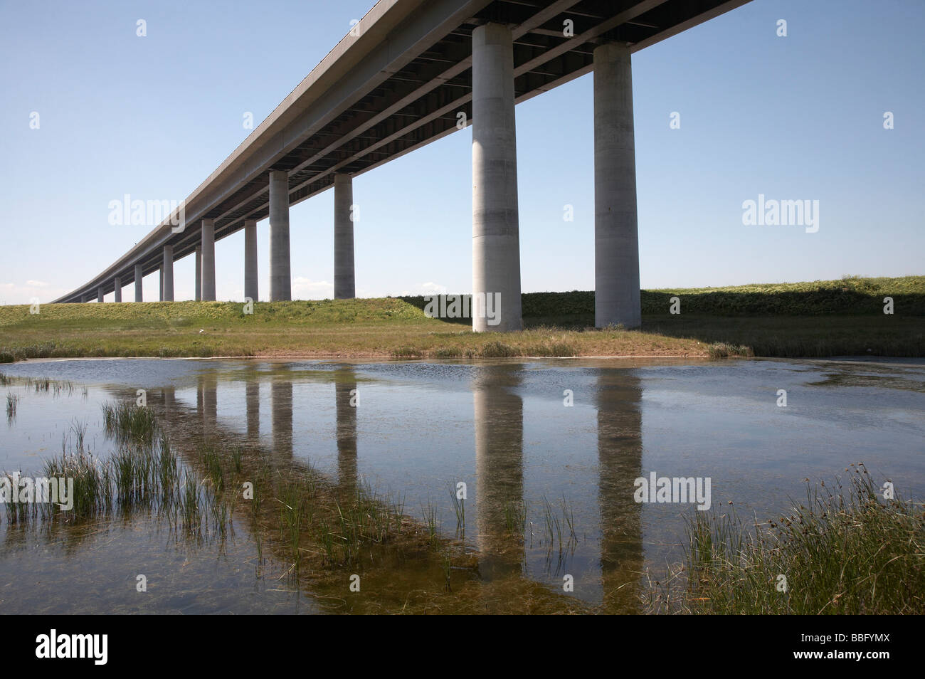 Swale bridge hi-res stock photography and images - Alamy