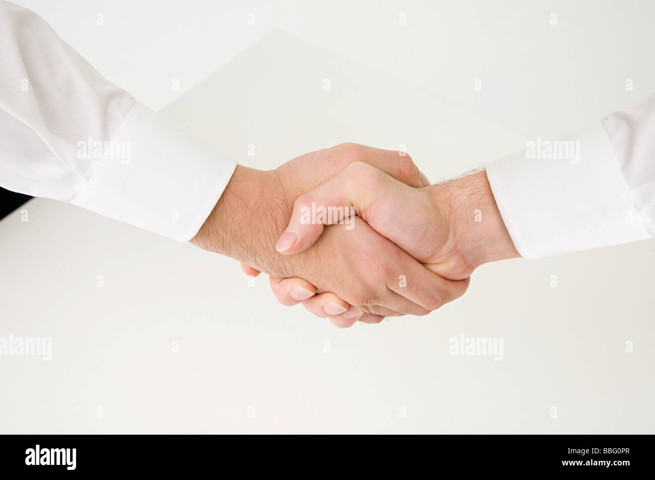 People shaking hands Stock Photo - Alamy