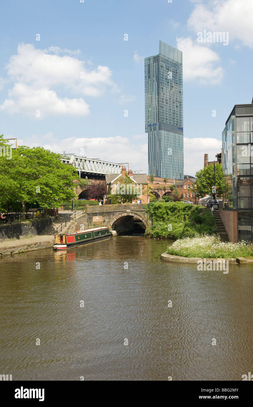 Castlefield basin hi-res stock photography and images - Alamy