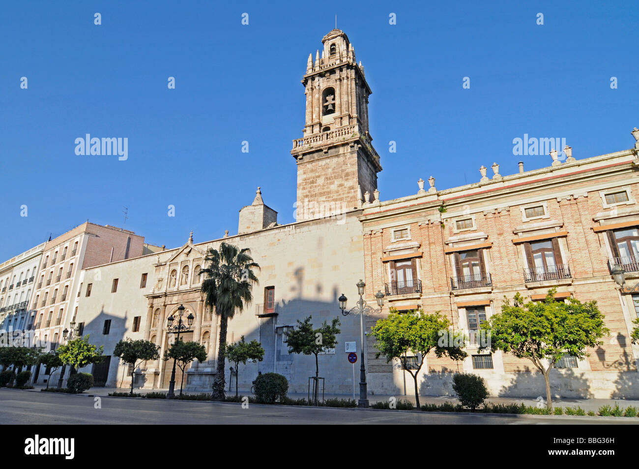 Convento de Santo Domingo, monastery, church, Capitania General, port ...