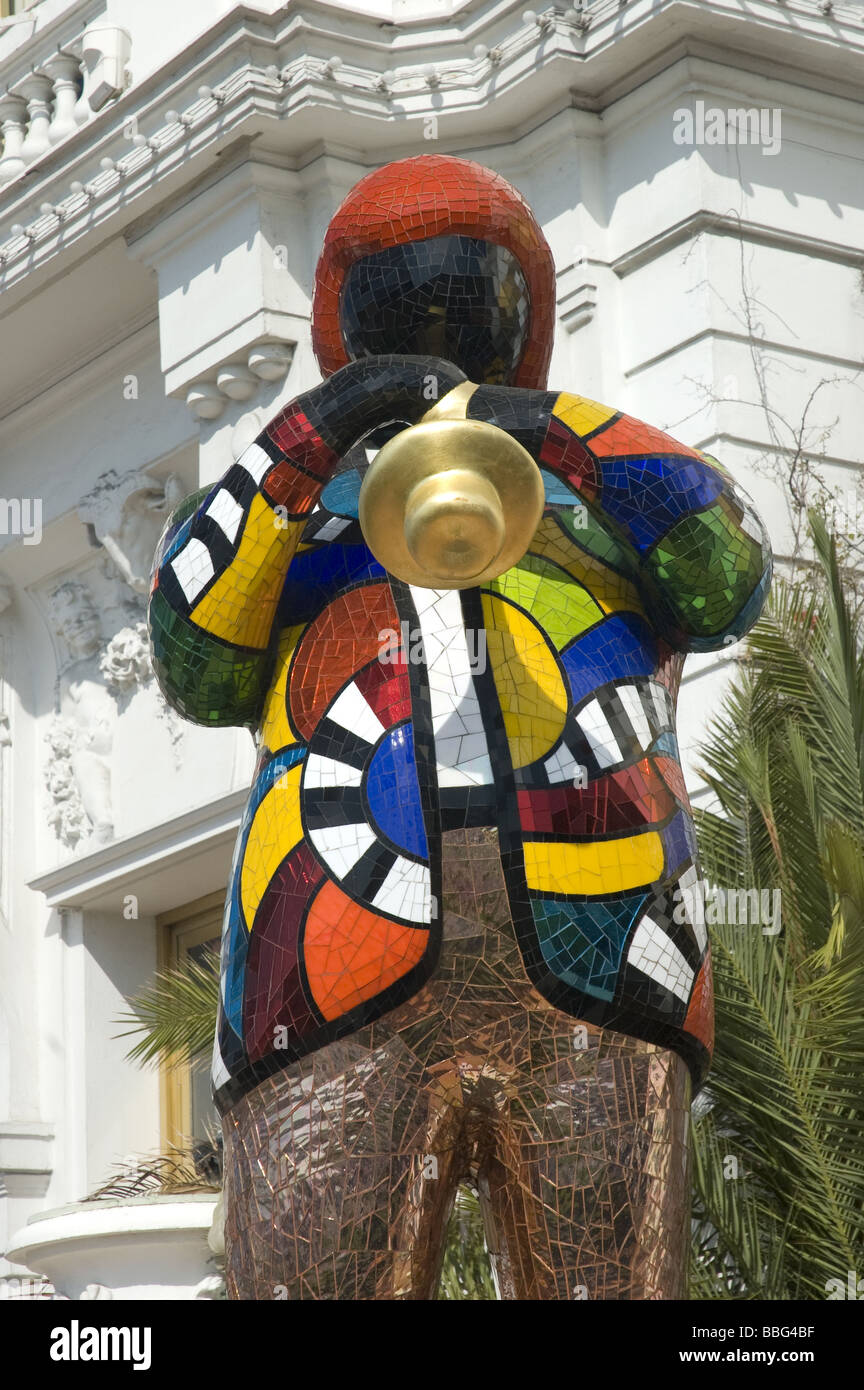 Jazz Statue Outside Negresco Hotel, Promenade Des Anglais, Nice Stock ...