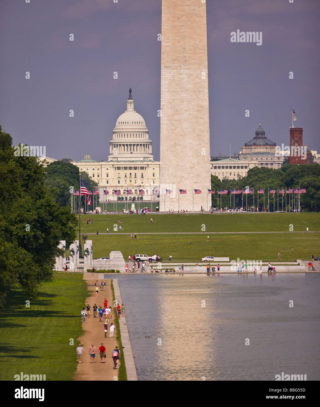 WASHINGTON DC USA Reflecting Pool Washington Monument and Capitol on ...