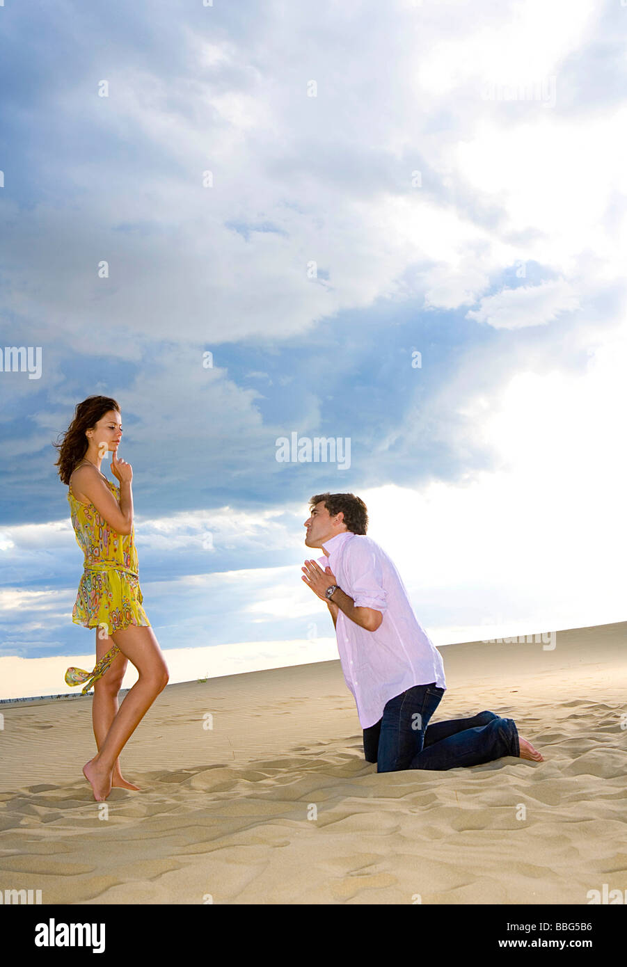 Man Pleading Woman Stock Photos & Man Pleading Woman Stock Images - Alamy