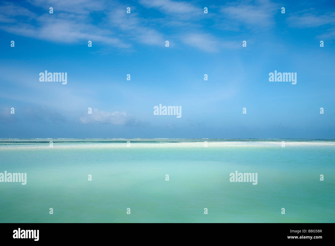 Indian Ocean, Zanzibar, Tanzania; Tropical ocean horizon Stock Photo ...