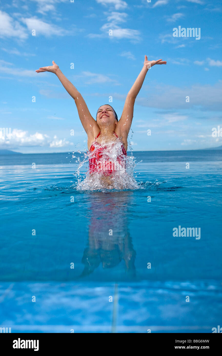 Arms outstretches hi-res stock photography and images - Alamy