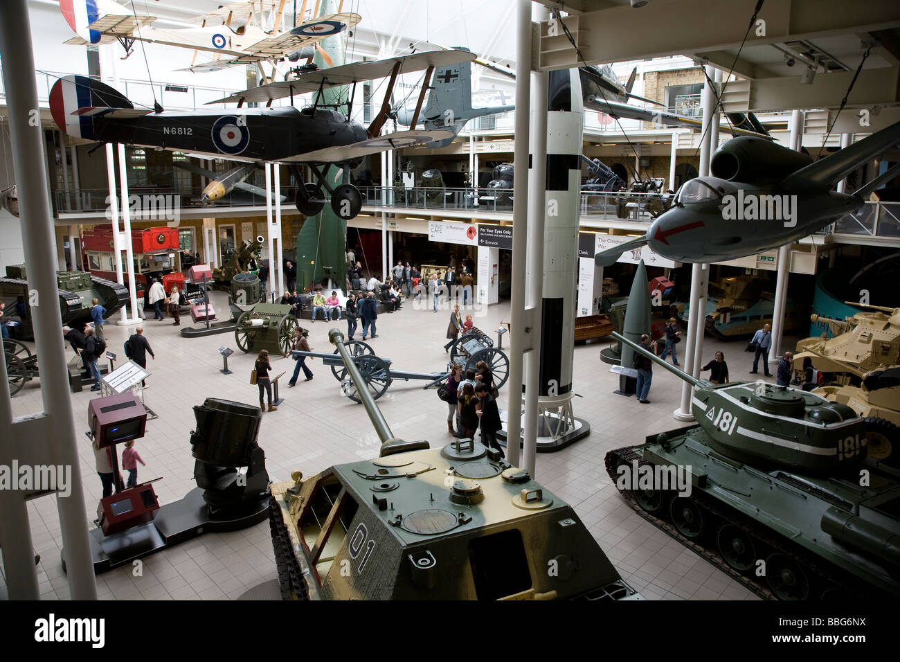 Imperial War Museum of military equipment and history of conflict ...