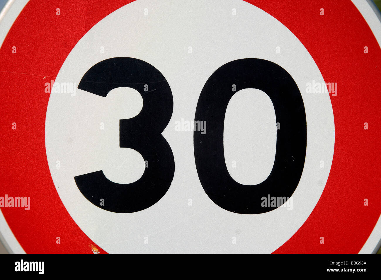 30 km speed limit sign hi-res stock photography and images - Alamy