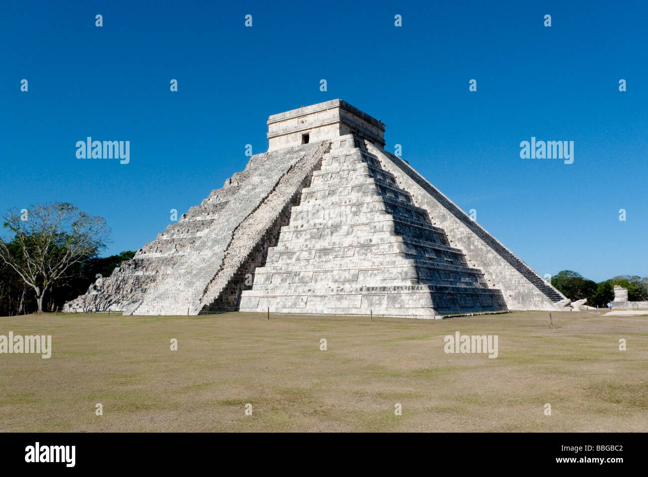 Indian pyramid hi-res stock photography and images - Alamy