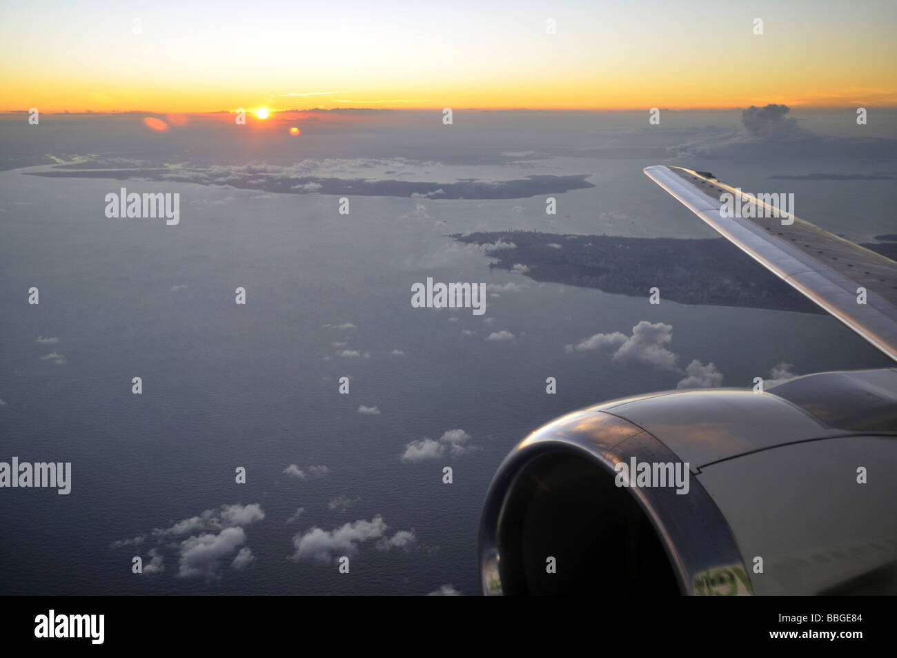 Airplane photographs hi-res stock photography and images - Alamy