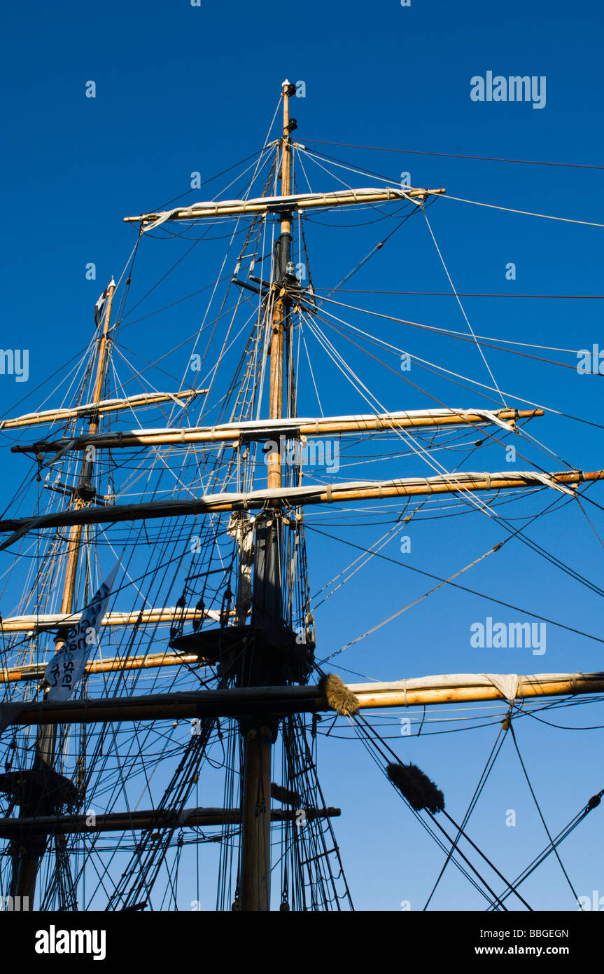Classic clipper ship hi-res stock photography and images - Alamy