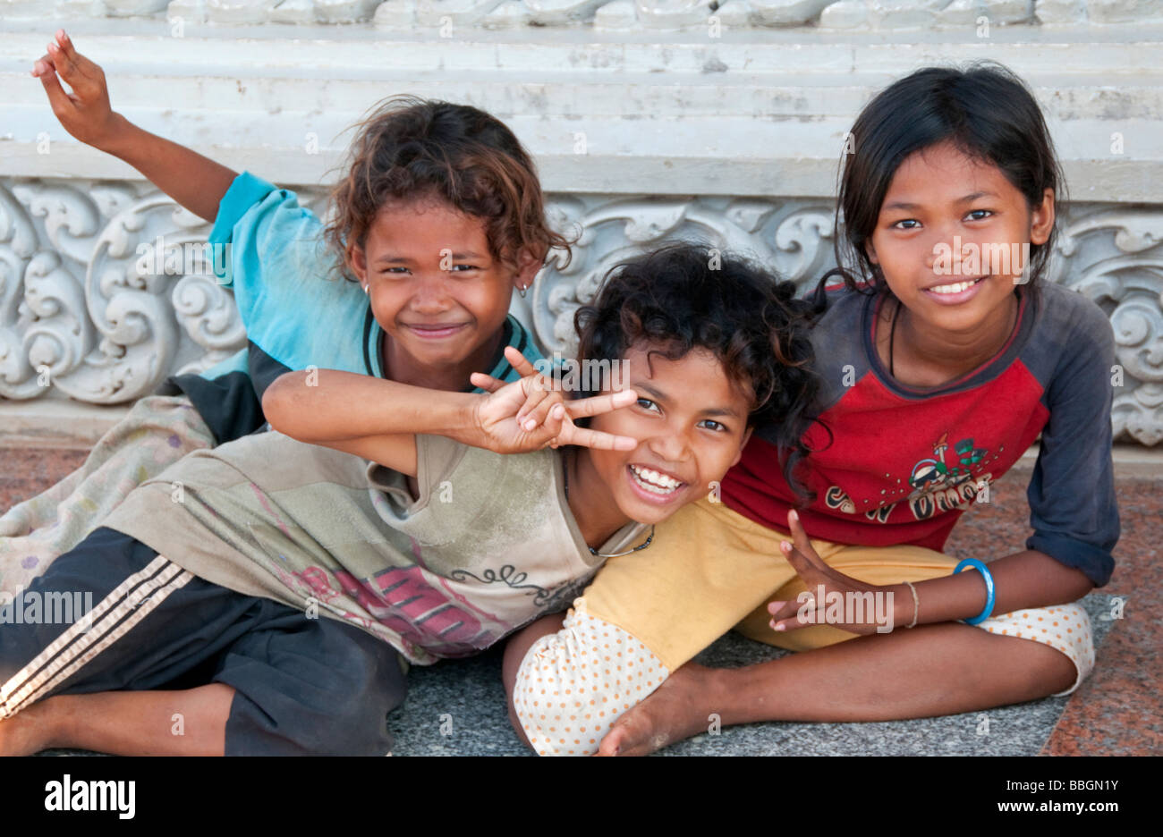 Cambodia children hi-res stock photography and images - Alamy