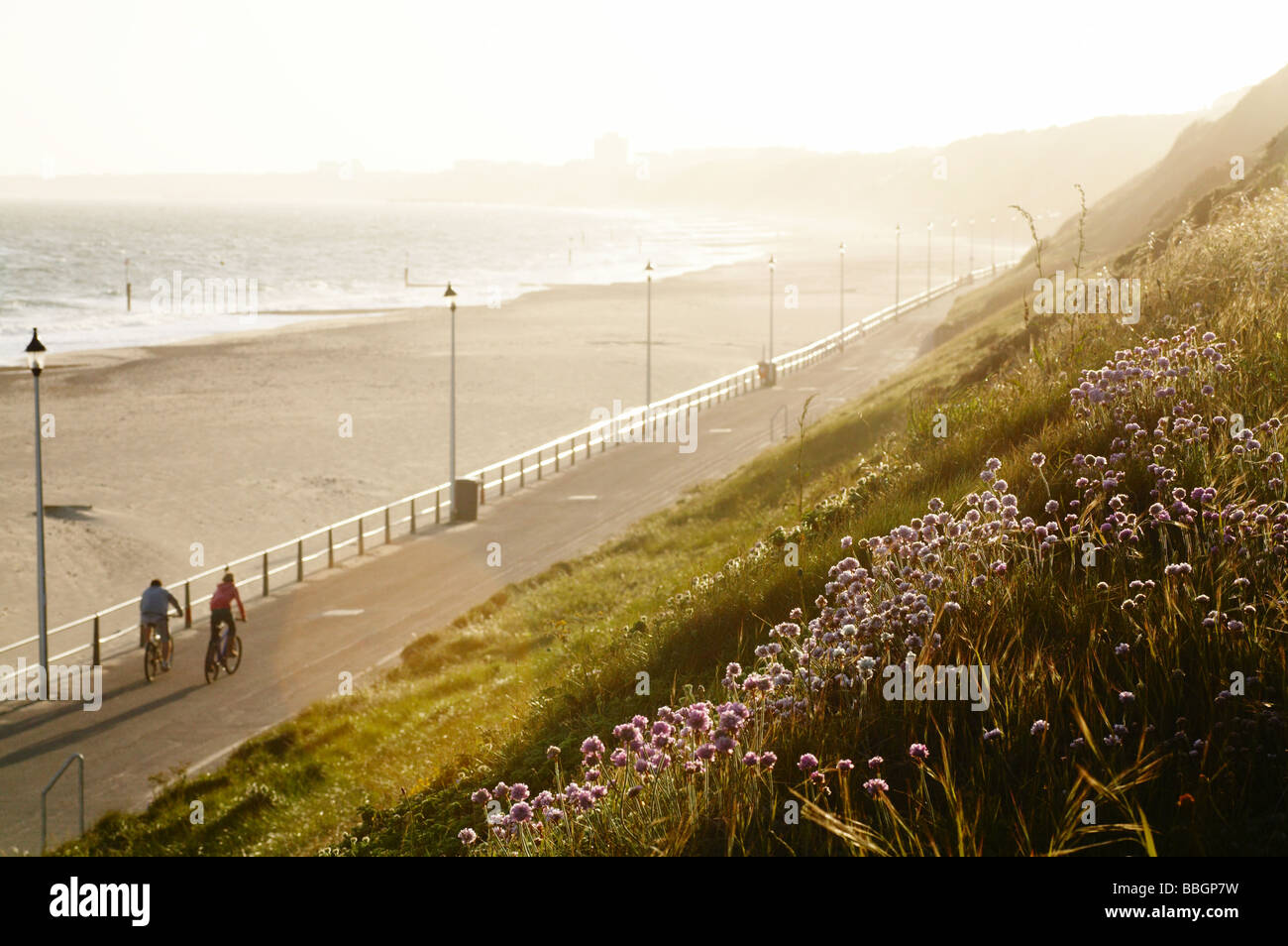 Southbourne beach promenade hi-res stock photography and images - Alamy