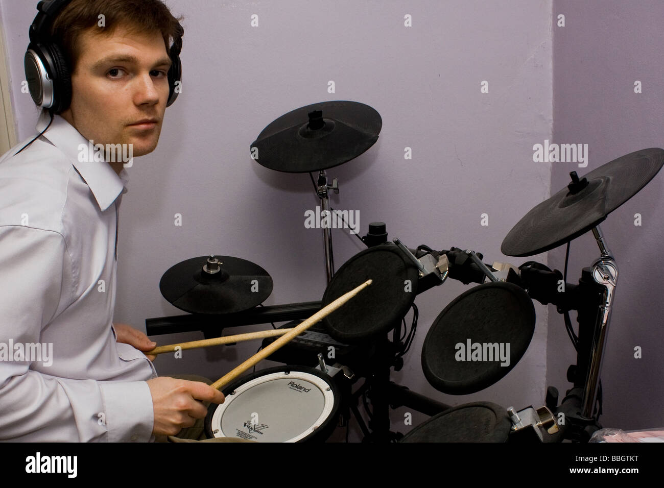 Man playing the drums hi-res stock photography and images - Alamy