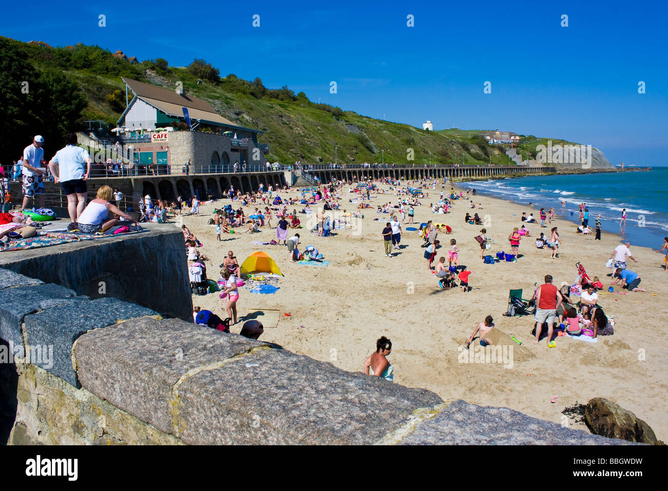 Folkestone beach hi-res stock photography and images - Alamy