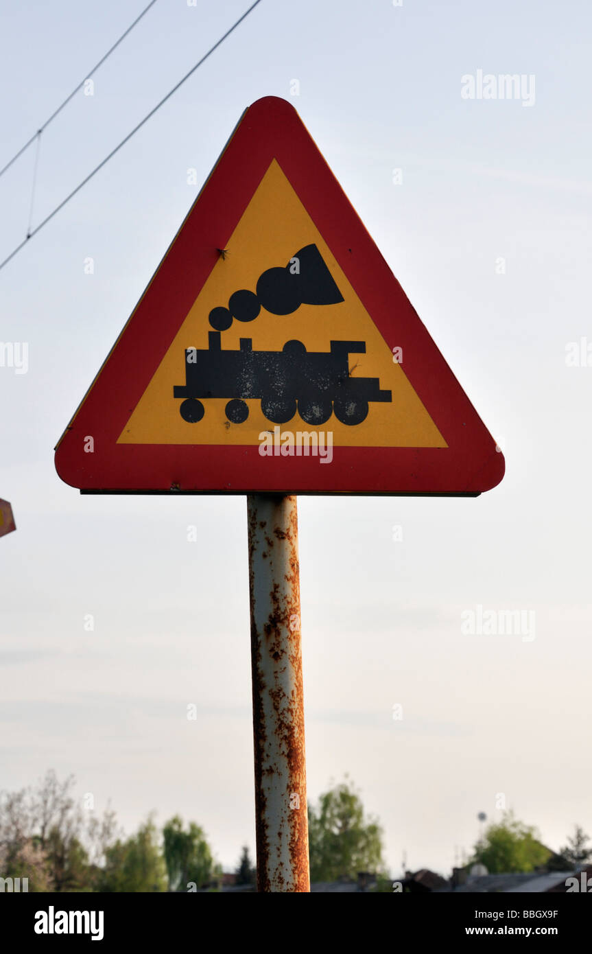 Railroad crossing sign hi-res stock photography and images - Alamy