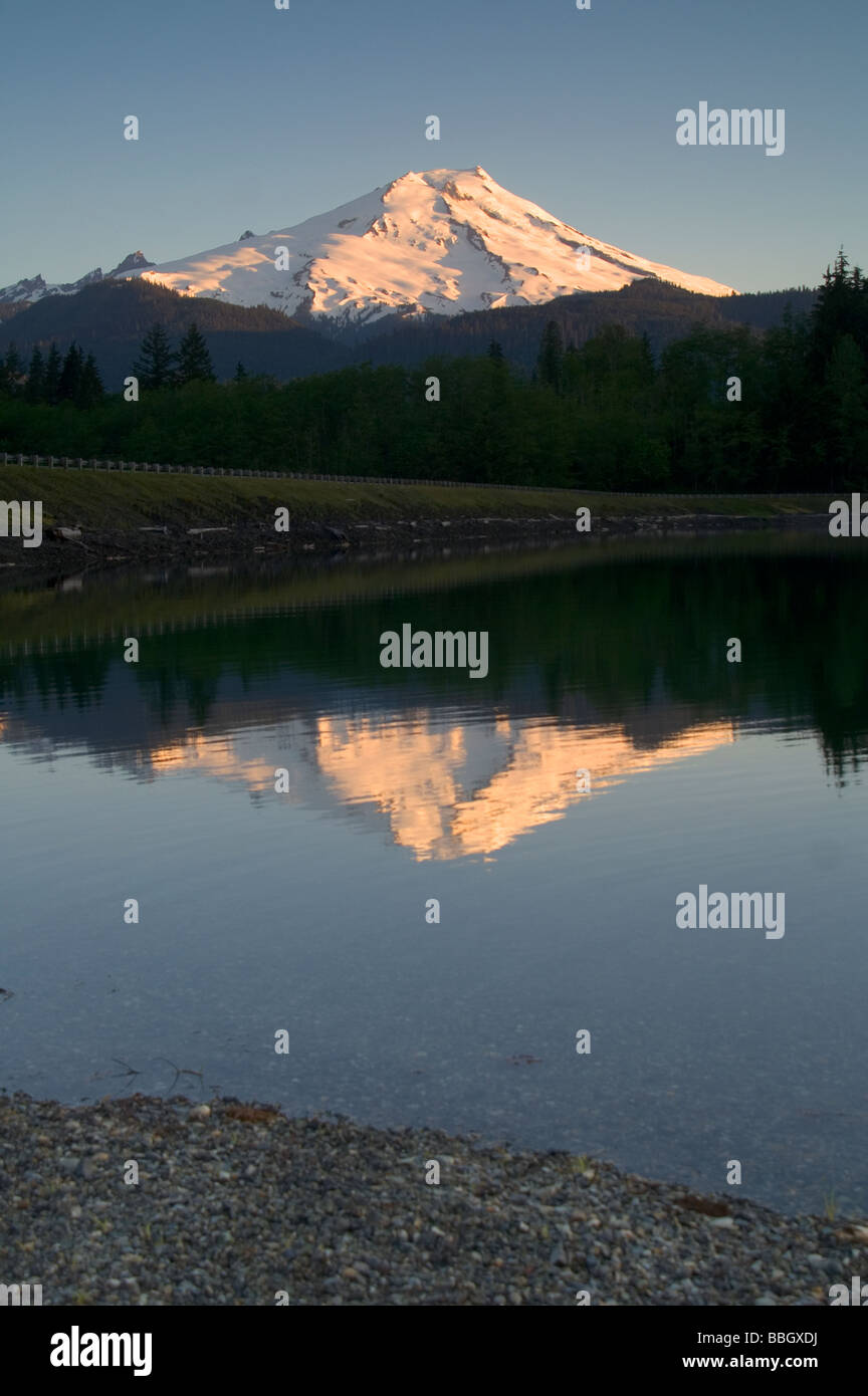 Baker lake dam hi-res stock photography and images - Alamy