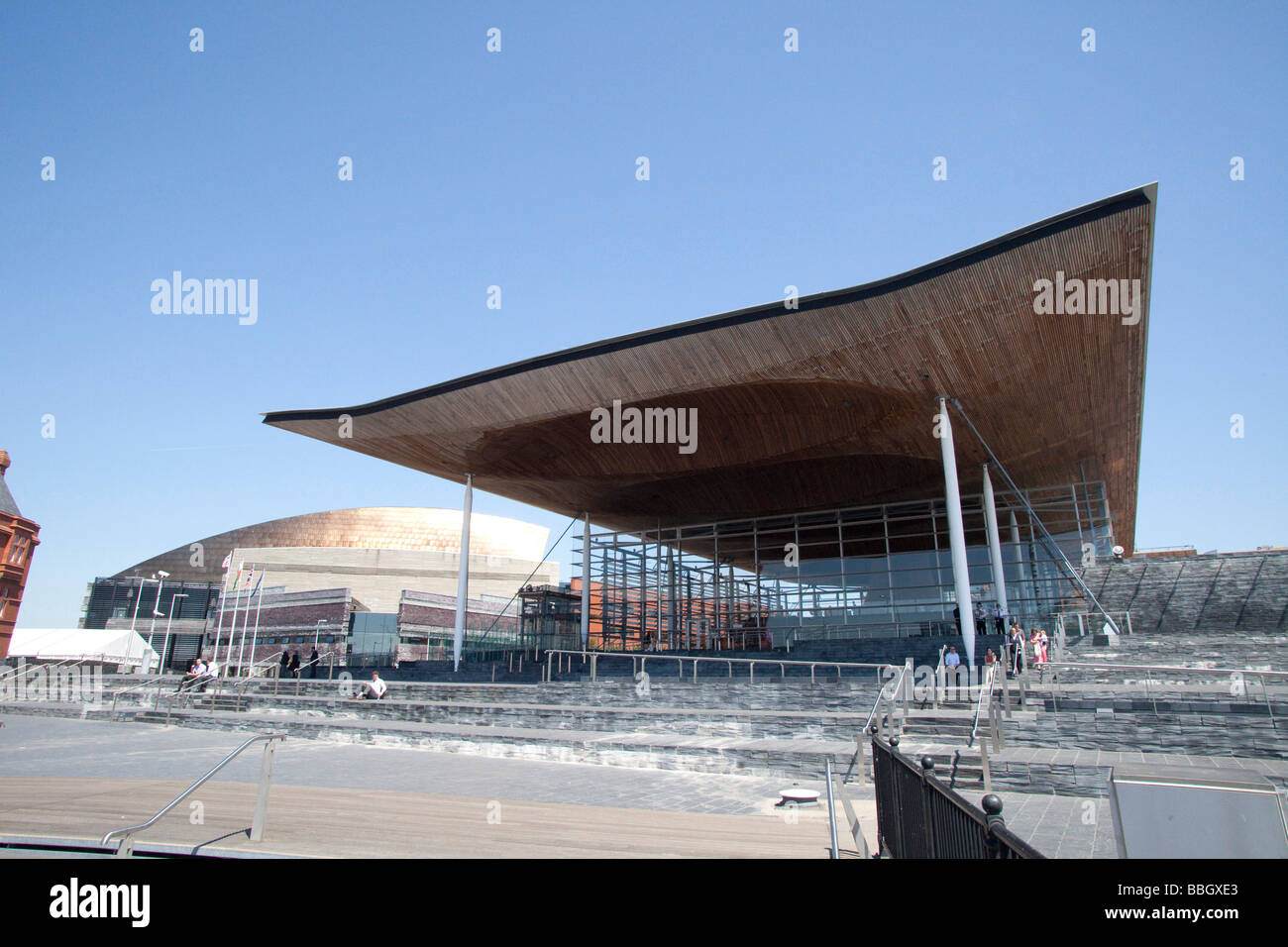 Welsh National Assembly buildings senedd debating chamber Cymru ...