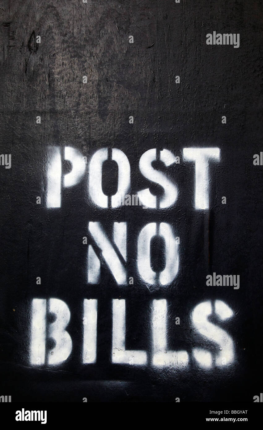post no bills sign Stock Photo - Alamy