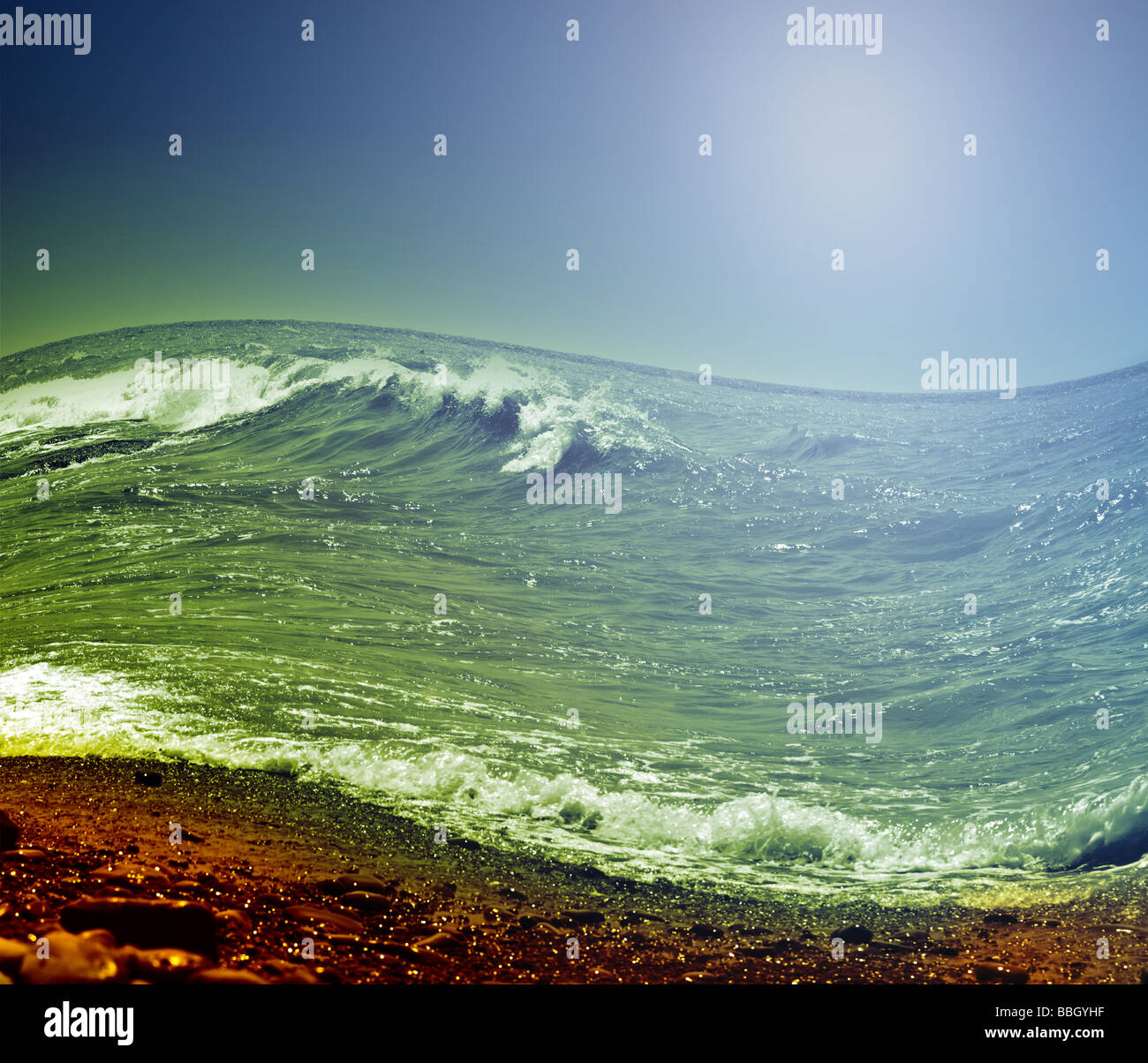 Blue sky over water Stock Photo - Alamy