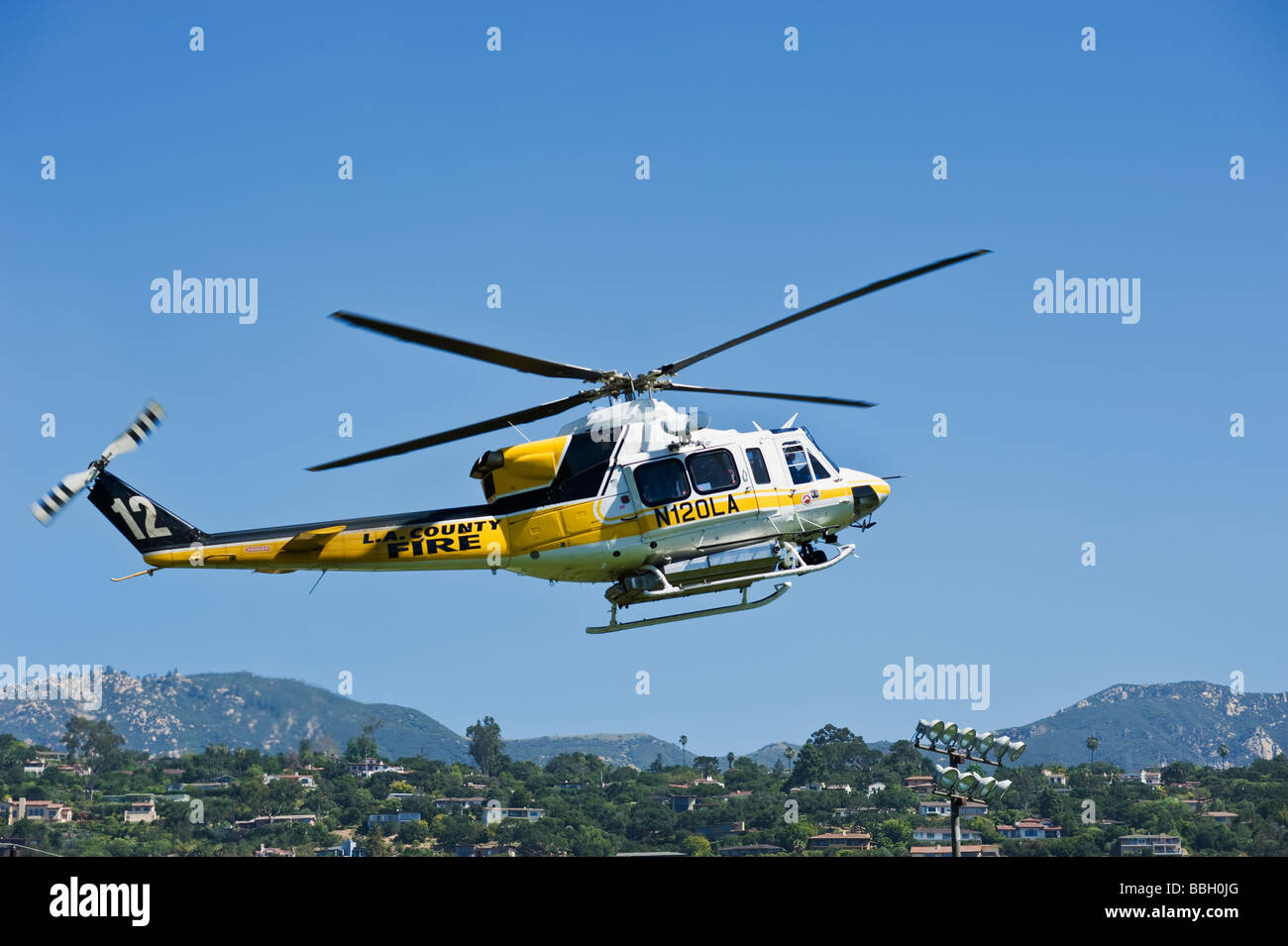 La county fire fighting helicopter hi-res stock photography and images ...