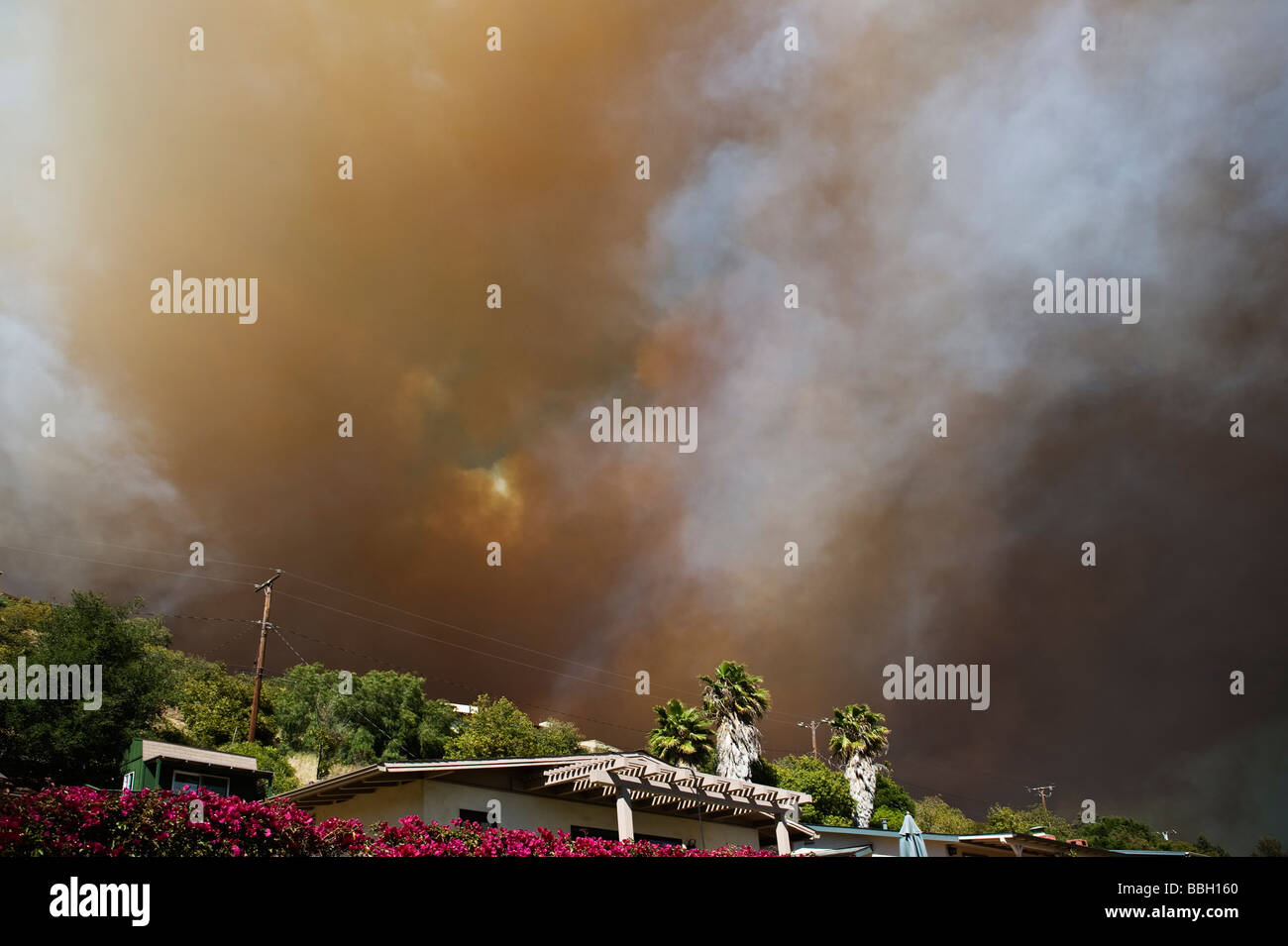 Jesusita fire hi-res stock photography and images - Alamy