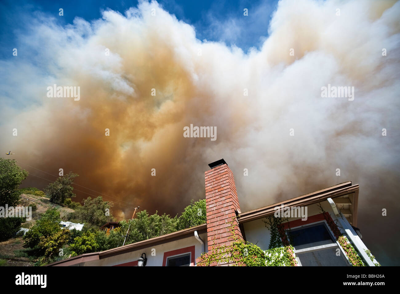 Jesusita fire hi-res stock photography and images - Alamy