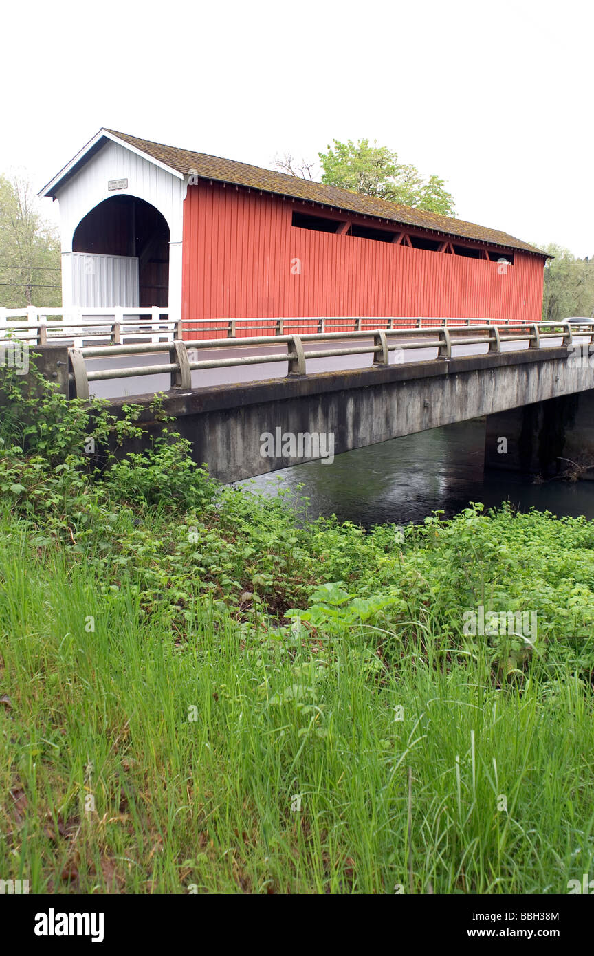 Currin Covered Bridge over the Row River a Howe Truss Constructed ...
