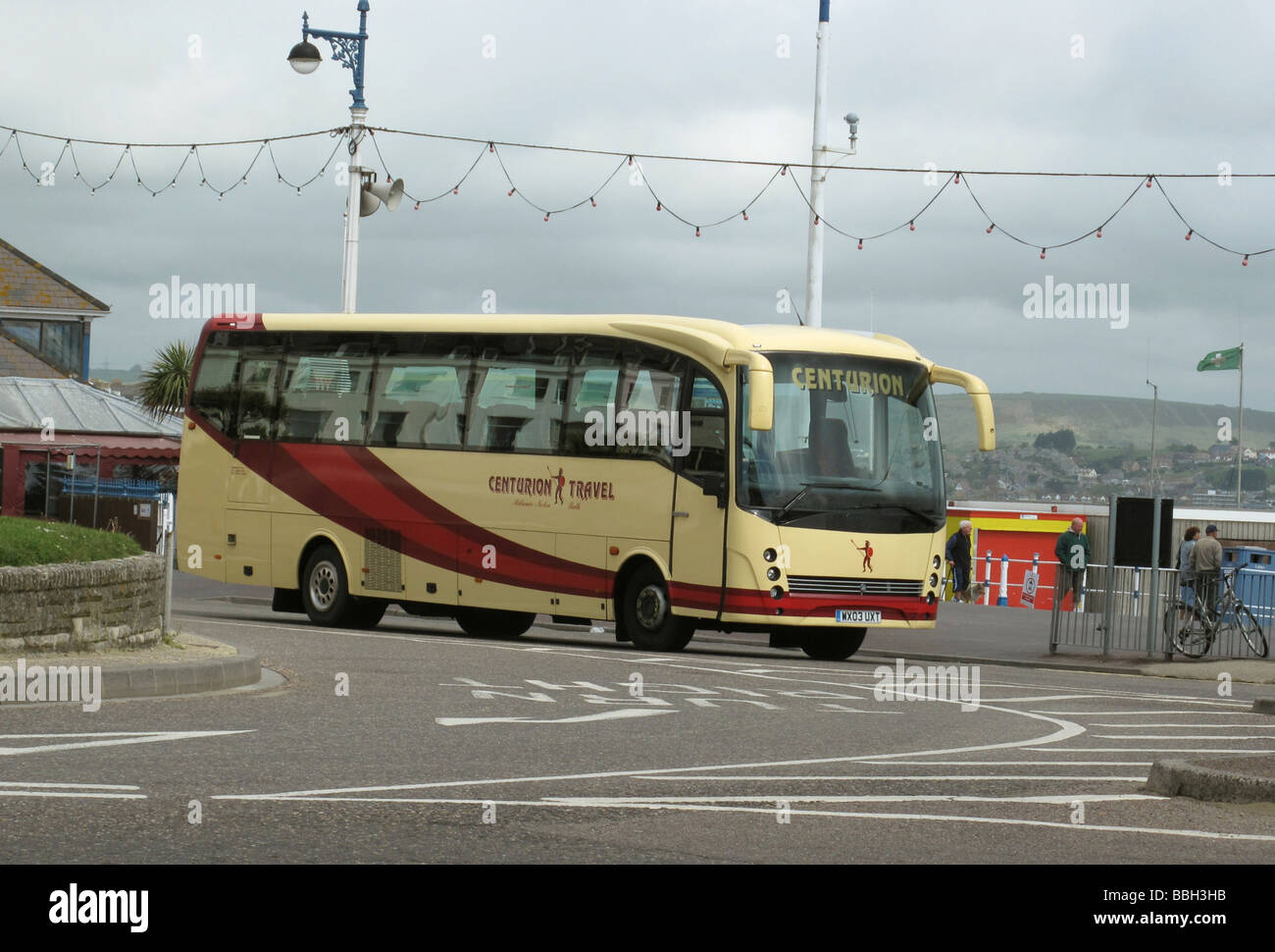 Buses turning sign hi-res stock photography and images - Alamy