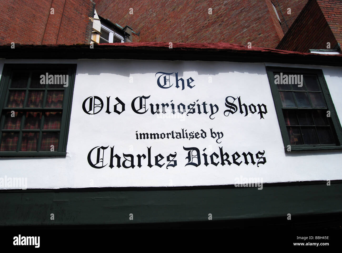 The Old Curiosity Shop Charles Dickens Stock Photo - Alamy