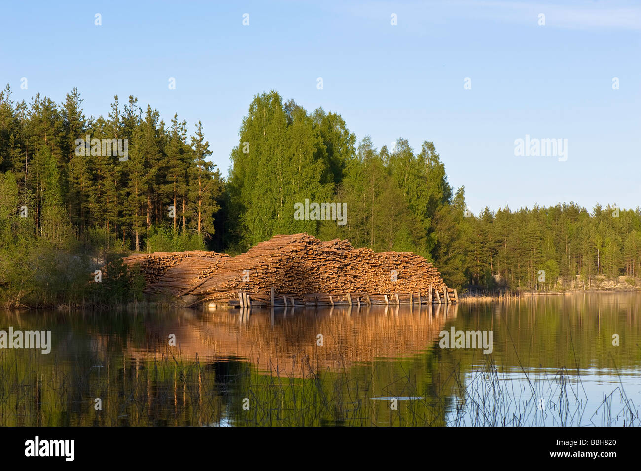 Finnish logs hi-res stock photography and images - Alamy